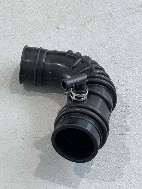 AIR INTAKE HOSE for Nissan Patrol GU ZD30 2000-2015 TURBO END 16578-VC ...